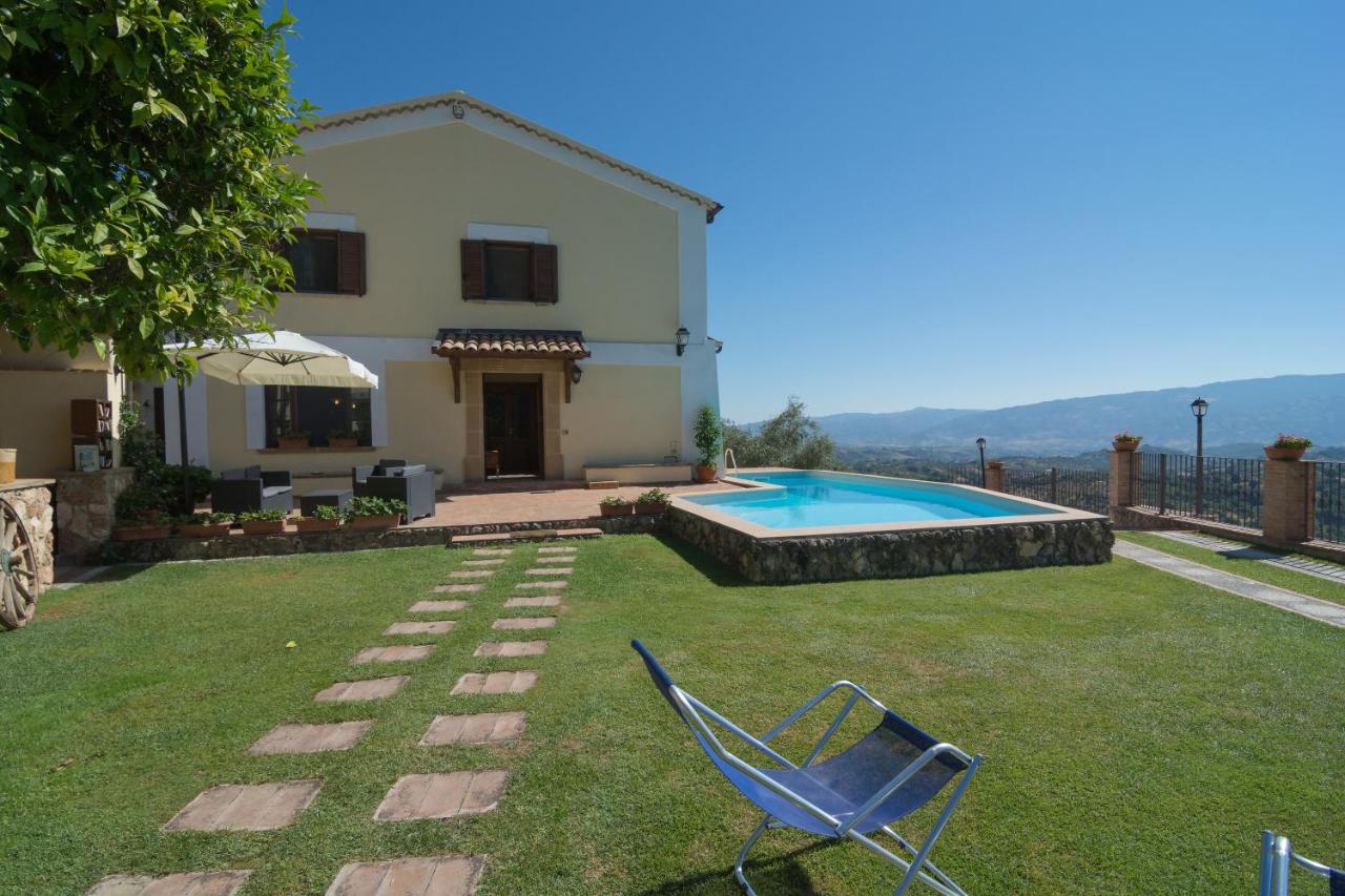 Agriturismo Home 4 Creativity - Coliving Calabria - Agriturismi Regione ...